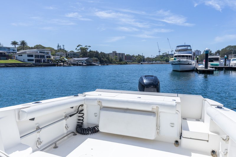 TROPHY 2502 PRO WALKAROUND - Calico Marina