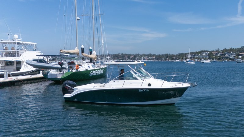 TROPHY 2502 PRO WALKAROUND - Calico Marina